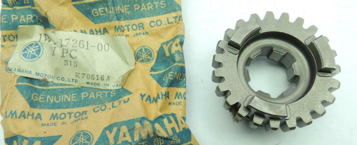 YAMAHA YZ125 Transmission 6th Wheel Gear 23T 1W1-17261-00 – Pro ...