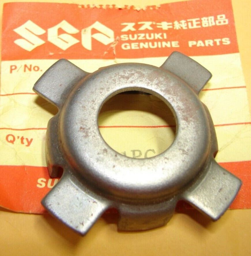 SUZUKI GT185 RV125 TC TS 90 100 125 TS185 KICK SHAFT SPRING HOLDER 262 ...