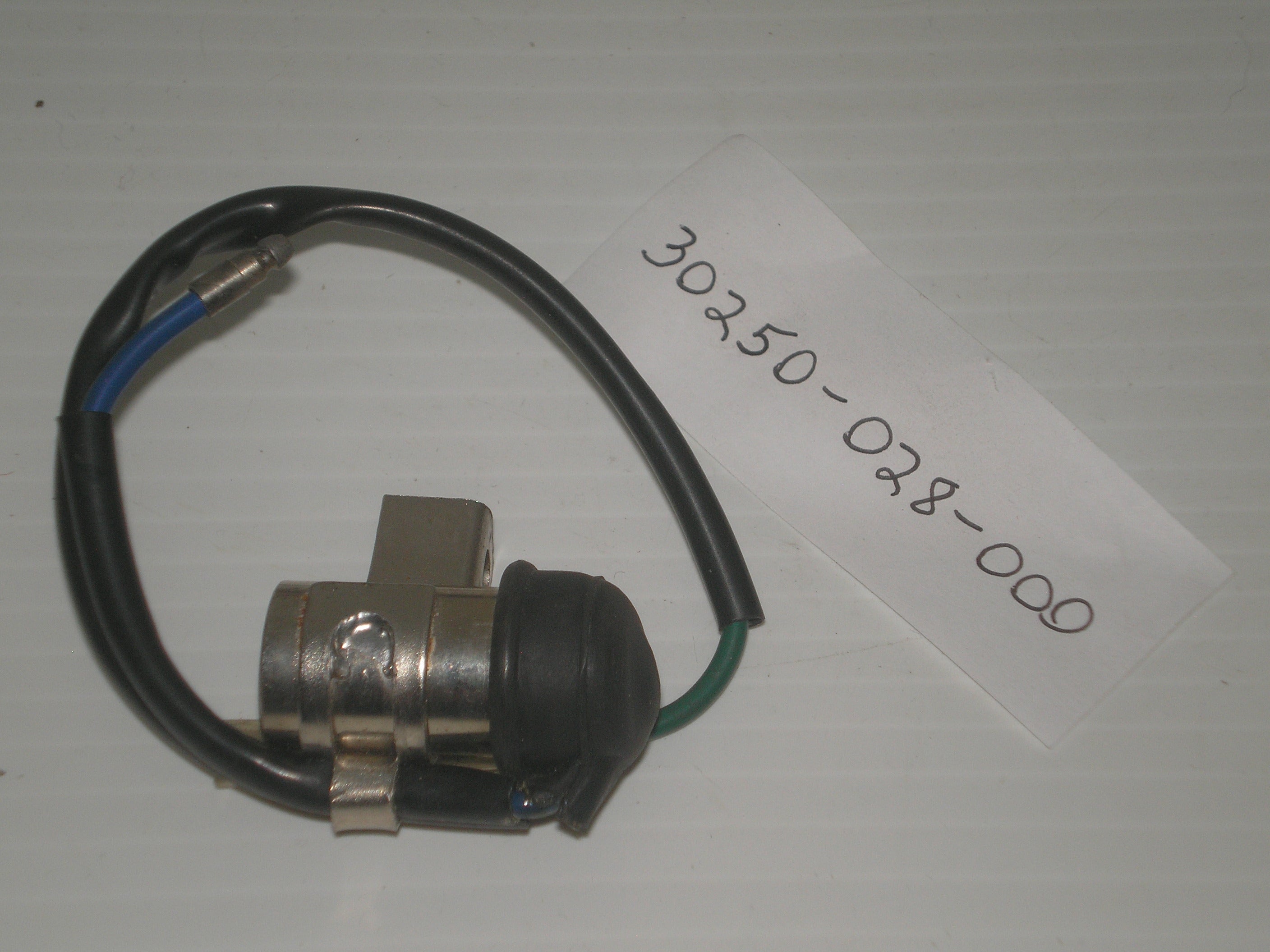HONDA CD90 CL90 S90 Ignition Condenser 30250-028-005 / 30250-028-004 ...