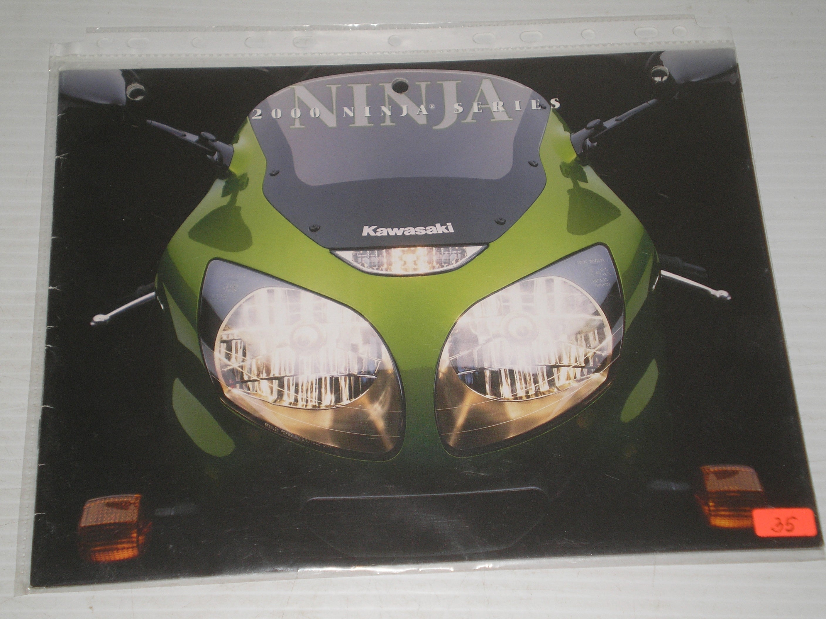 KAWASAKI 2000 NINJA SERIES SALES BROCHURE # 35 – Pro-Formance Cycle