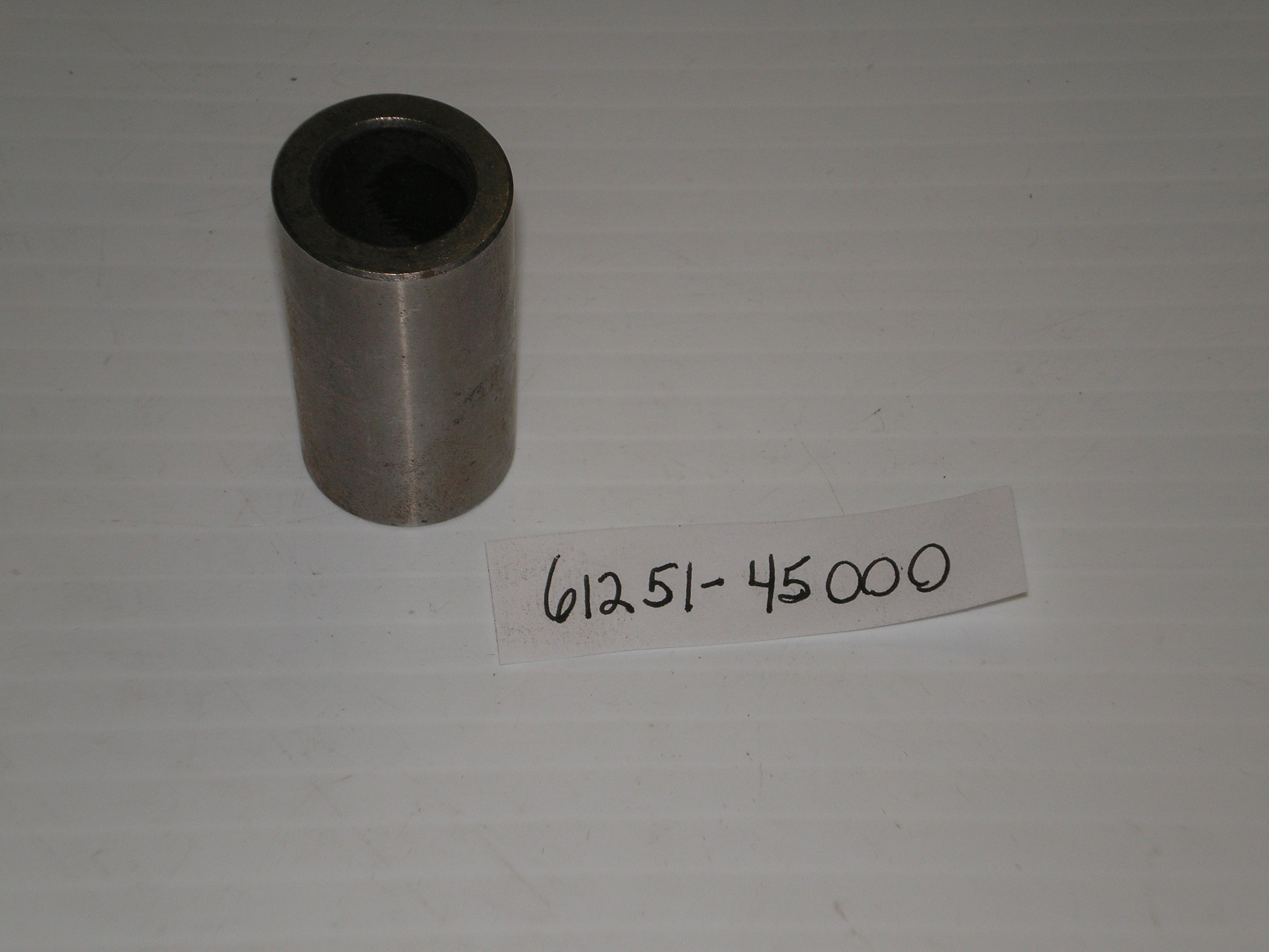 SUZUKI GS400 GS550 GS750 Rear Suspension Swing Arm Spacer 61251-45000 ...