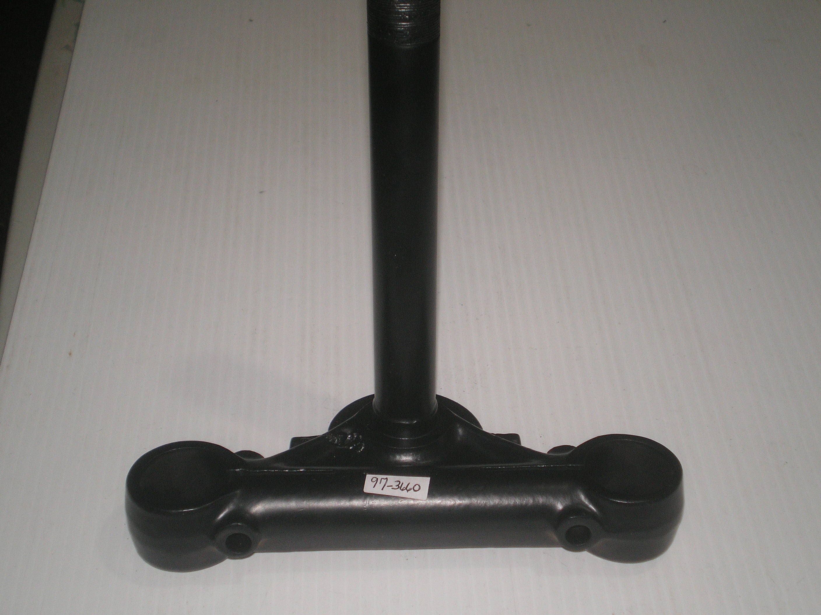 TRIUMPH 1968 T120 Front Fork Bottom Yolk / Triple Tree with Stem 97-36 ...